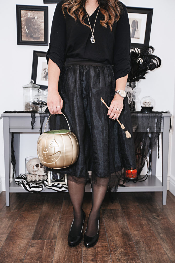 5 Stylish Halloween Costumes for Women | SandyALaMode