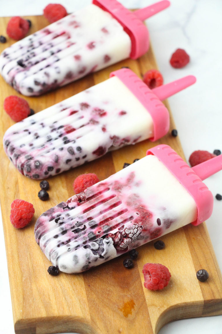 How To Make Patriotic Fruit Popsicles | SandyALaMode