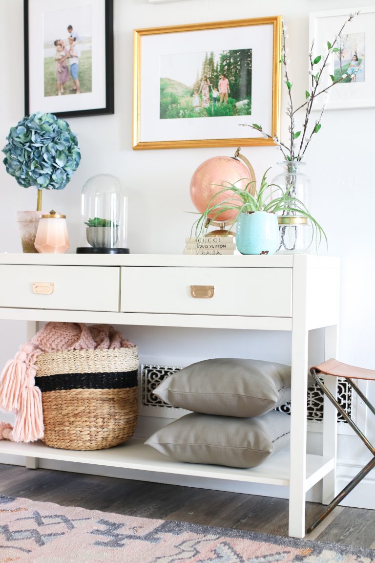 Easy Spring Entryway Ideas | Sandy a la Mode