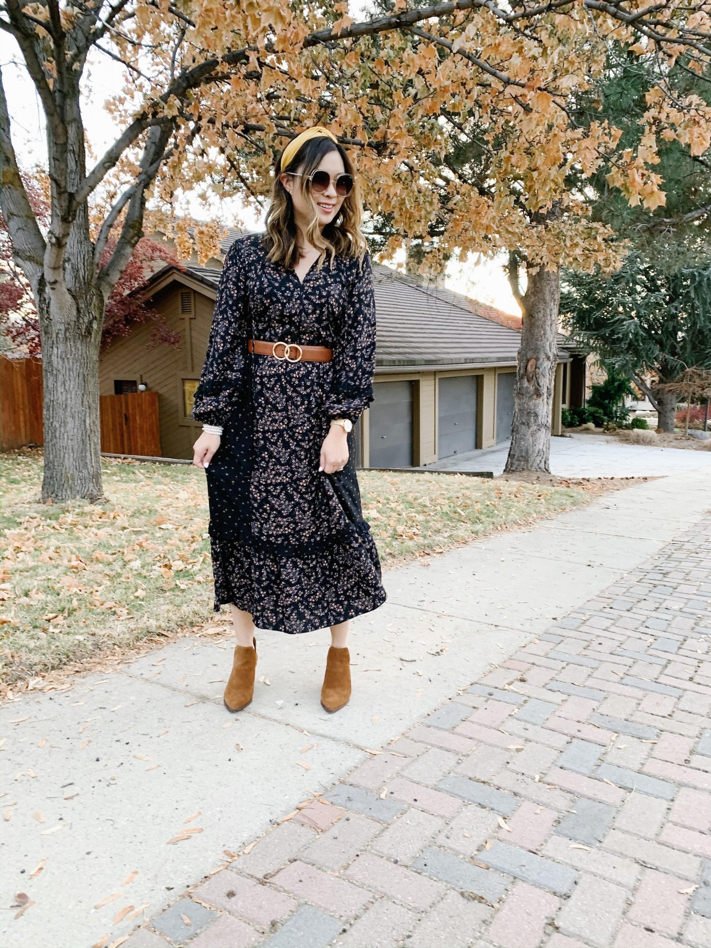 25+ Easy Thanksgiving Outfit Ideas | SandyALaMode